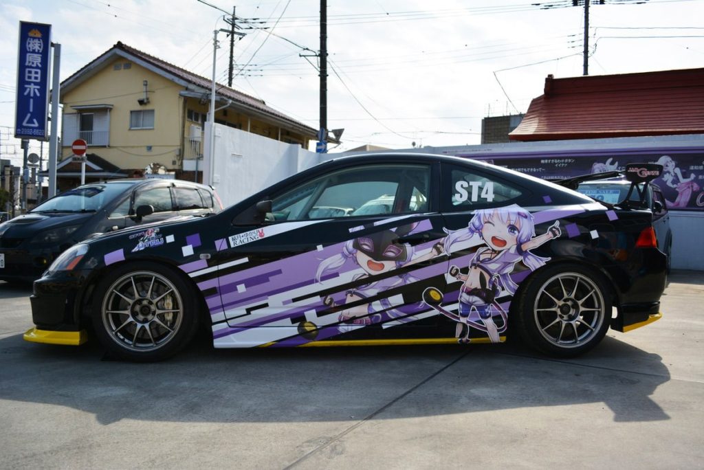 Yuzuki Yukari Racing Car Revealed at Itasha Heaven 2017! - VNN